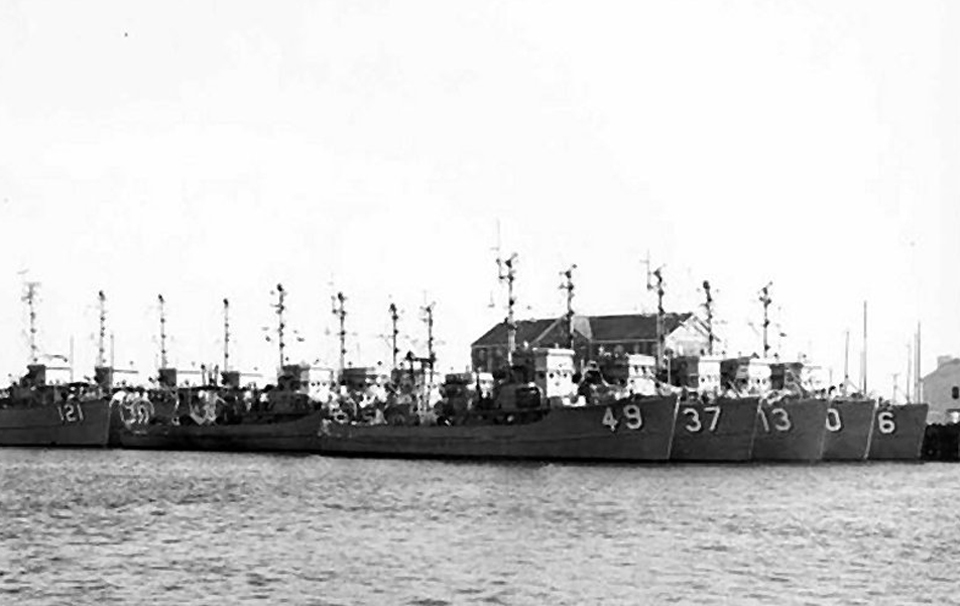 Broward Minesweepers - U.S. Navy