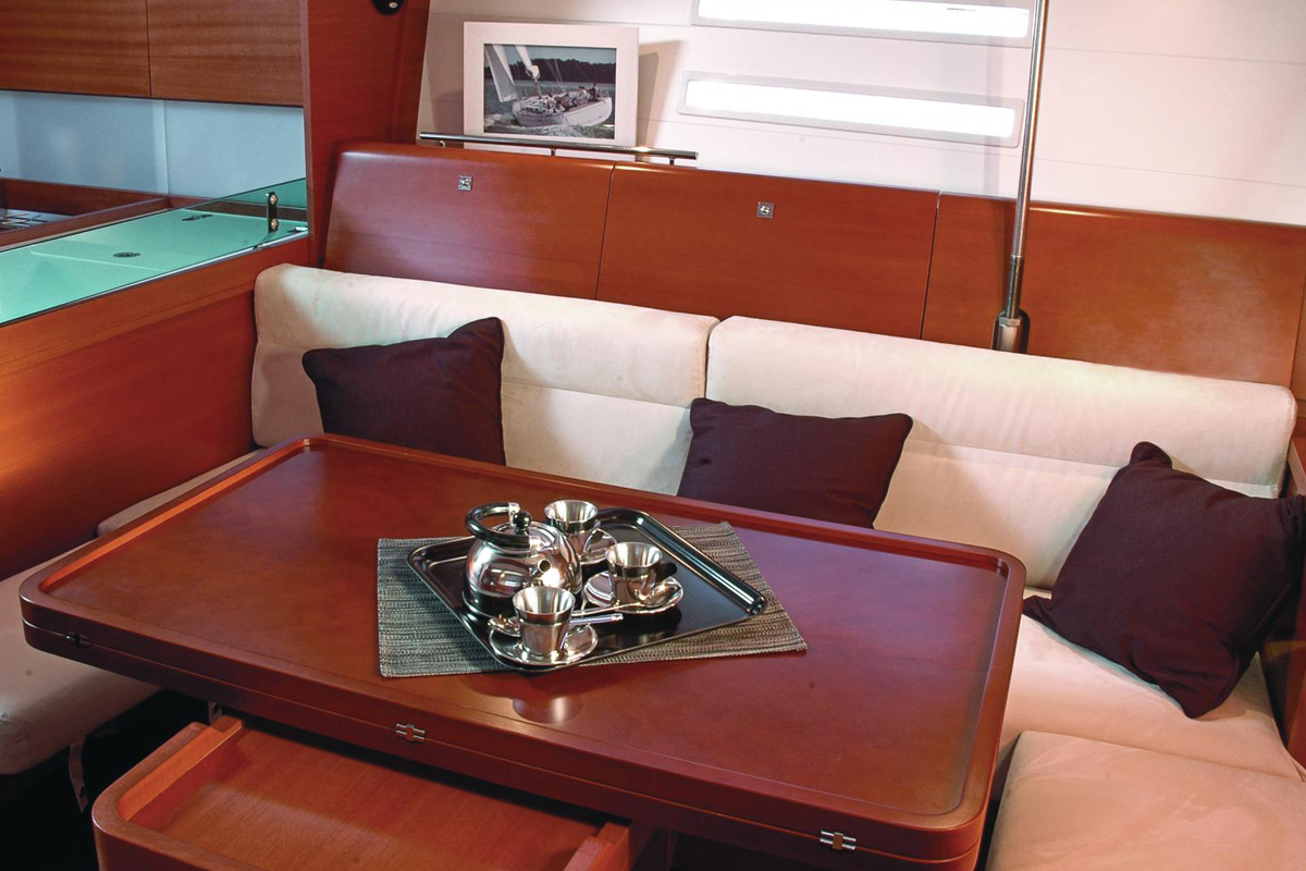 Dufour 40E Performance Range Yacht for Sale