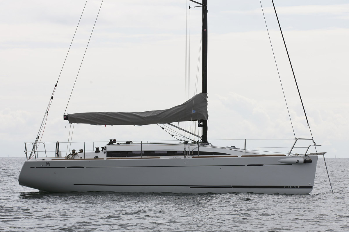 Beneteau First 35 Sailing Yacht for Sale