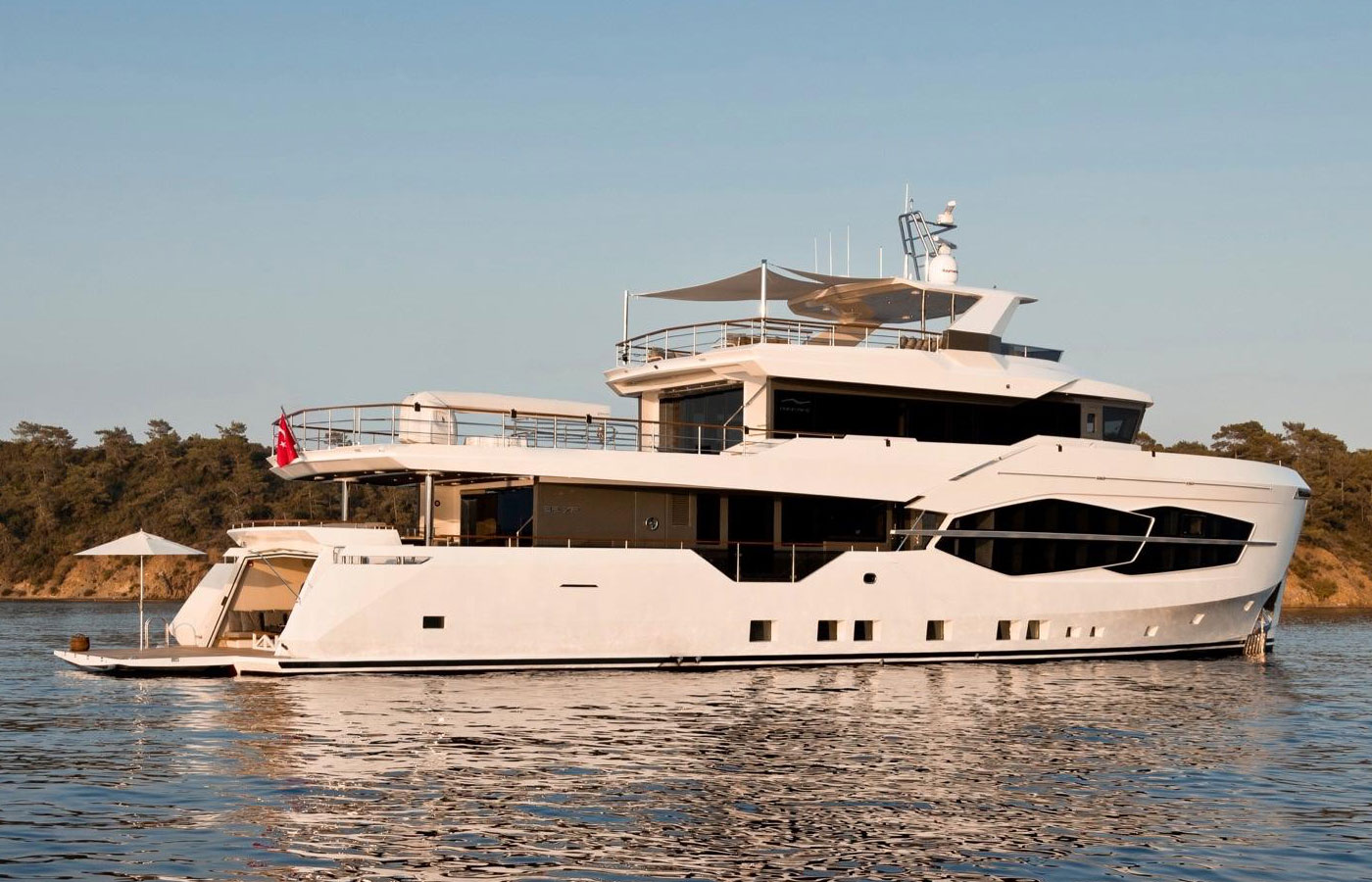 Numarine Explorer Yacht XP Series Expansion [Shipyard Tour]